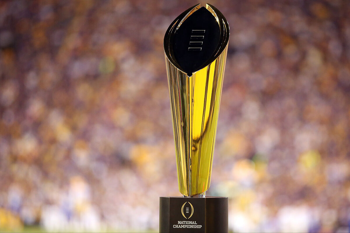 CFP National Championship Trofeo: Diseño explicado y cuánto cuesta ...