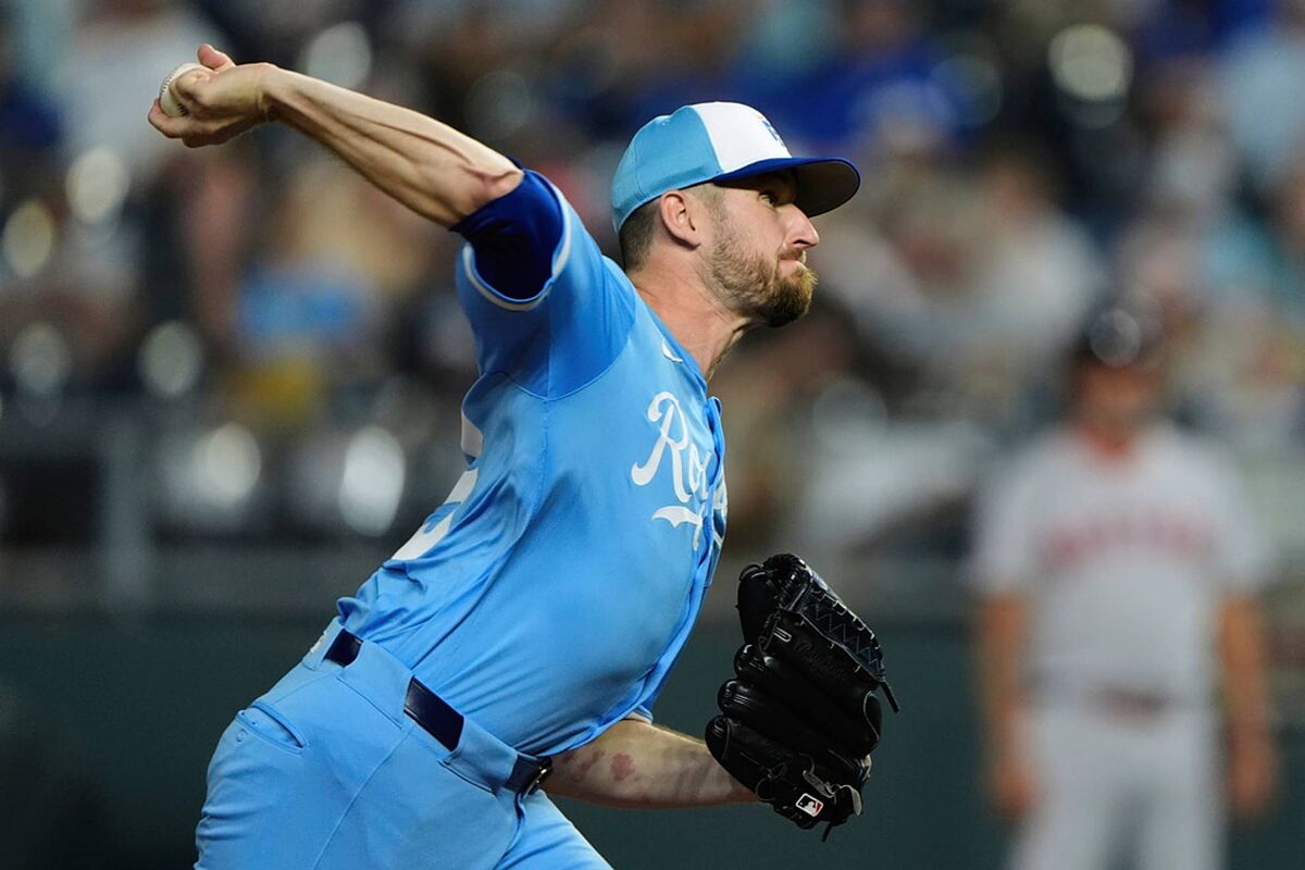 Dodgers firman a Chris Stratton y envían a las Ligas Menores a Bobby ...